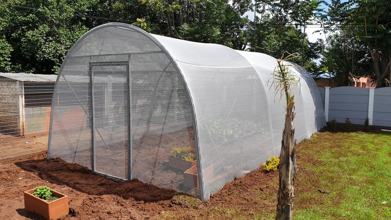 Hoop tunnel - Home Veggie Dome Tunnels